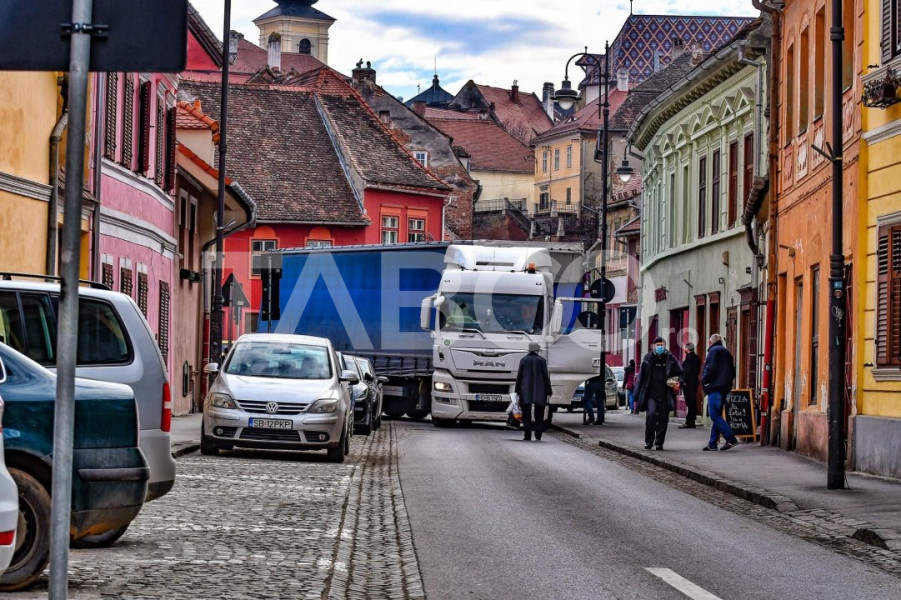 Spatiu comercial de vanzare in Sibiu pe strada 9 Mai P14459 - TABOO.ro